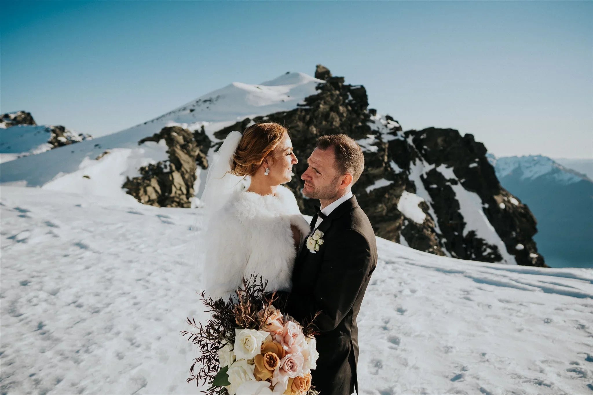Pure Happiness in the Heavenly Heights of Queenstown - Jess & Marty ...
